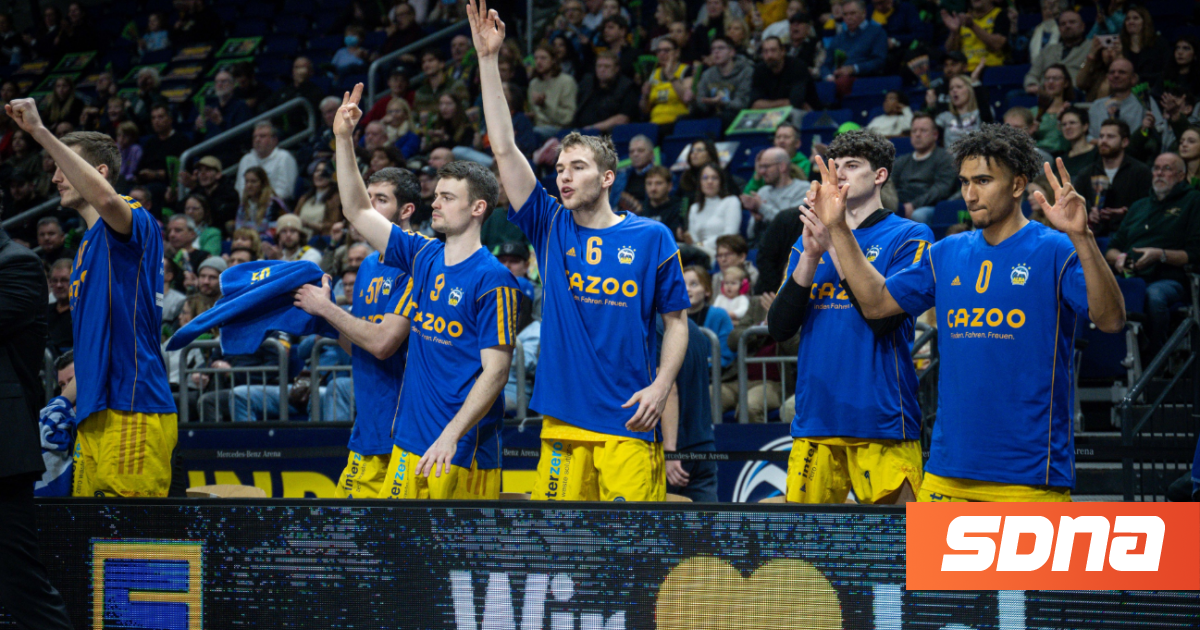 Άλμπα Βερολίνου - Σιντέινικς 86-60 | SDNA